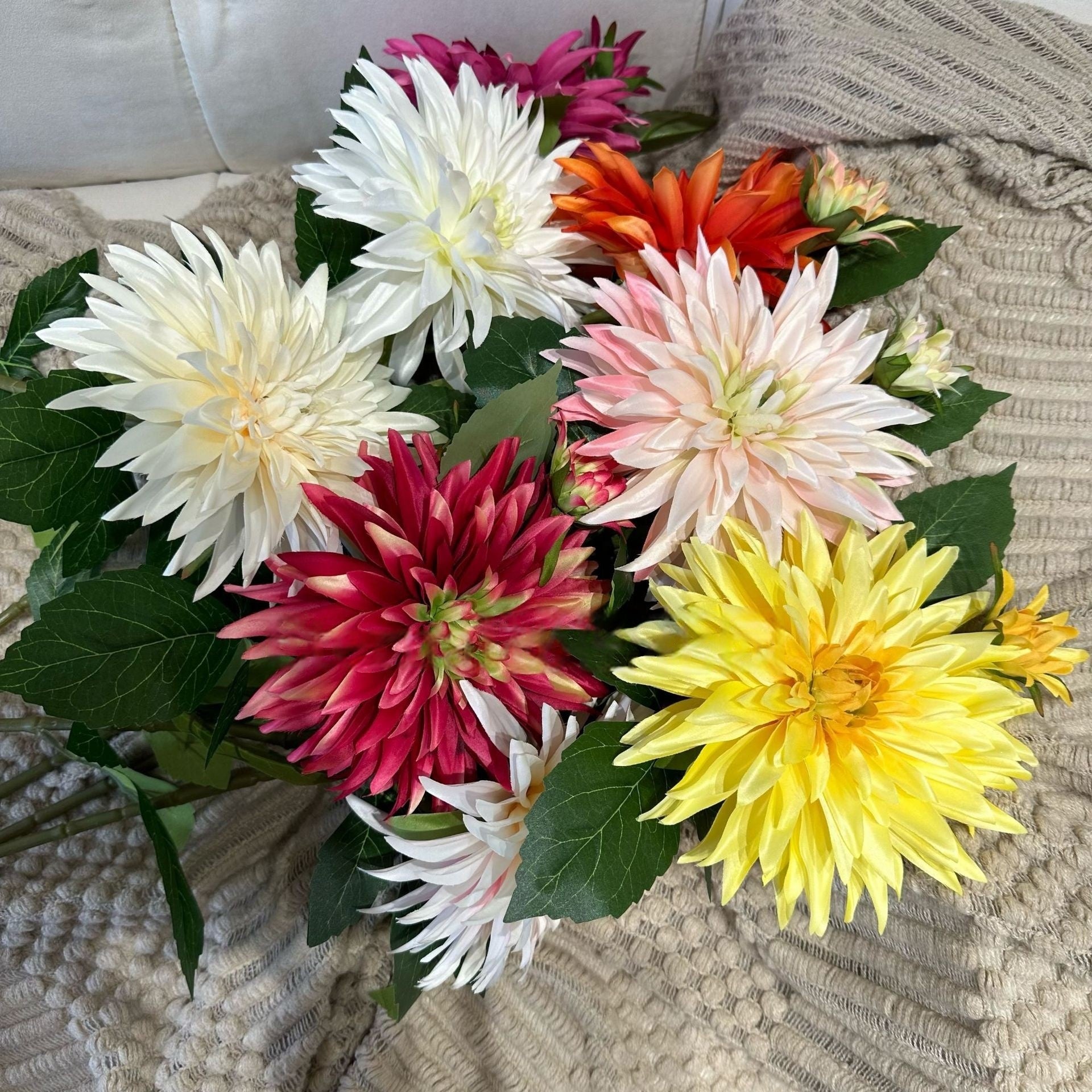 European Artificial Dahlia – Lifelike Silk Flower for Centerpieces & B